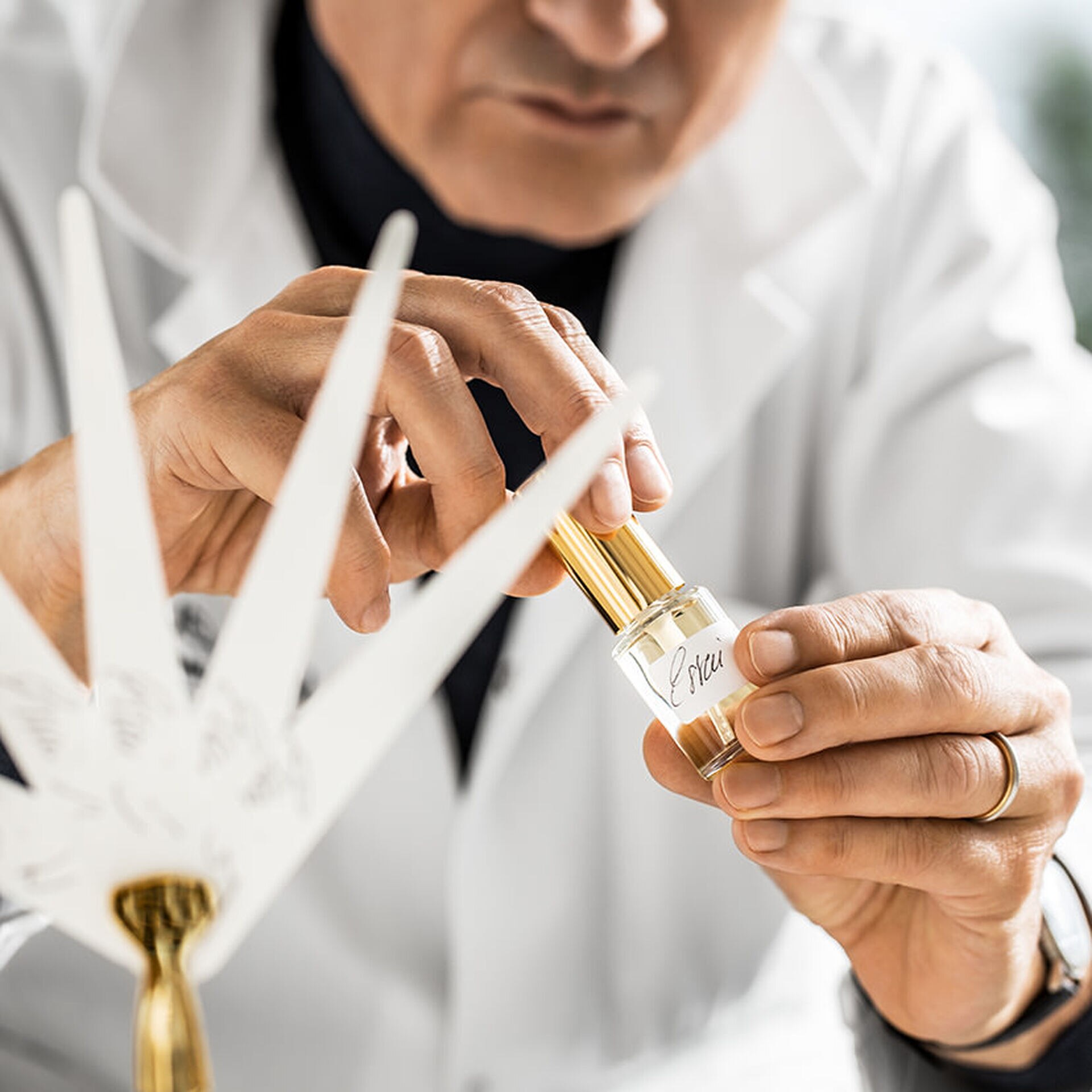 Custom Perfume: Create your Custom Fragrance & Scent ·Guerlain ⋅ GUERLAIN