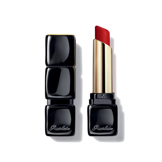 Makeup : Lipstick ⋅ Eyeliner ⋅ GUERLAIN