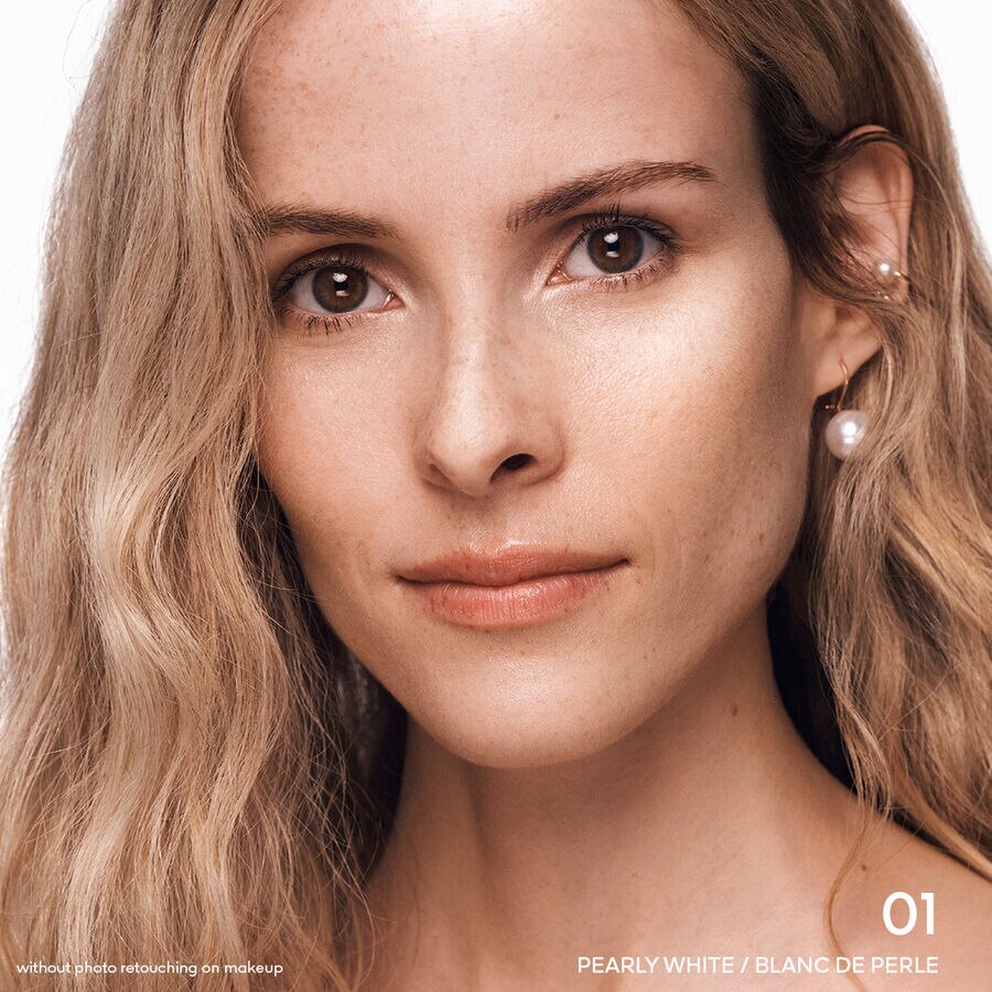 MÉTÉORITES ⋅ LIGHT-REVEALING PEARLS OF POWDER ⋅ GUERLAIN