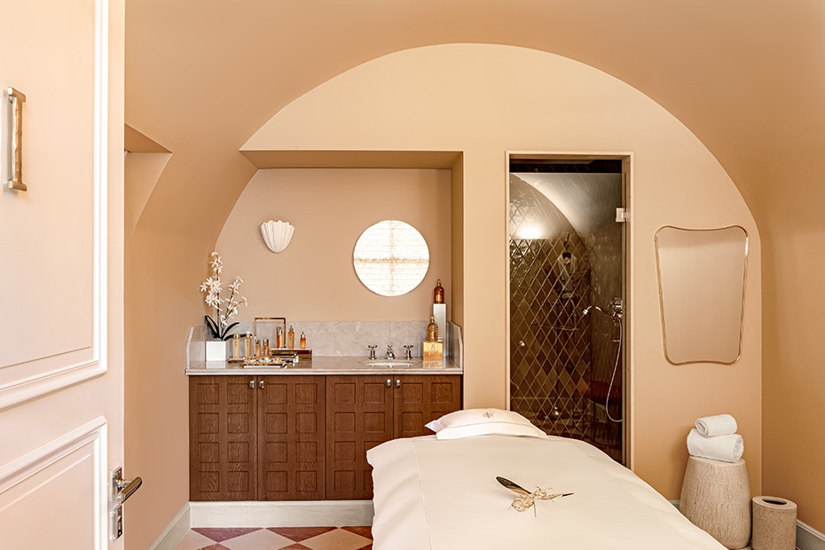 SAINT JAMES PARIS SPA, PARIS ⋅ GUERLAIN